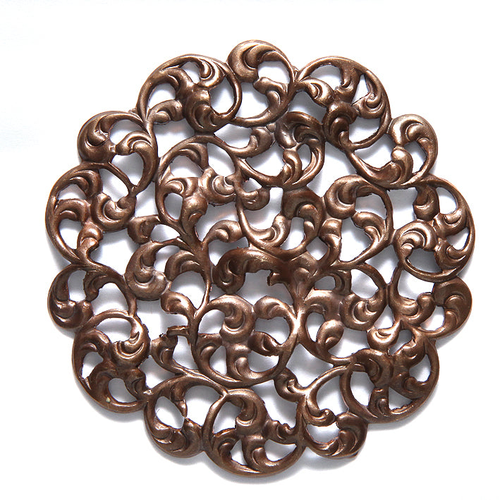 VJ3204: Vintaj Round Layering Filigree 54mm – Shipwreck Beads