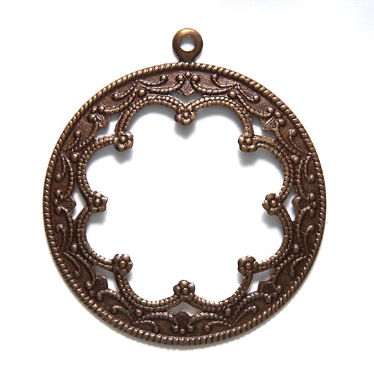 VJ6035: Vintaj Framed Scrollwork 35mm – Shipwreck Beads