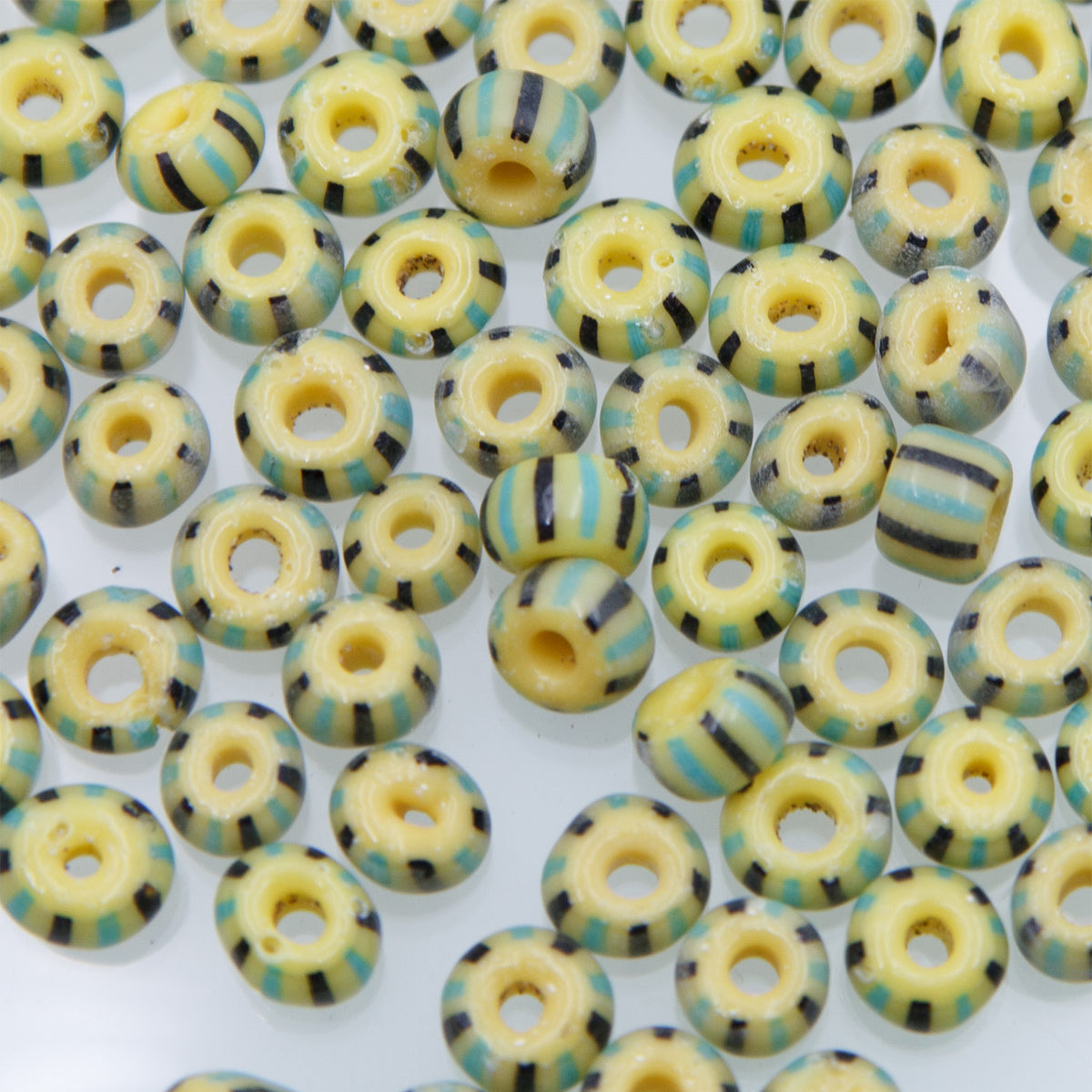 SV999-7: Greasy Yellow with Black and Turquoise Stripe 50 Gram Bag ...